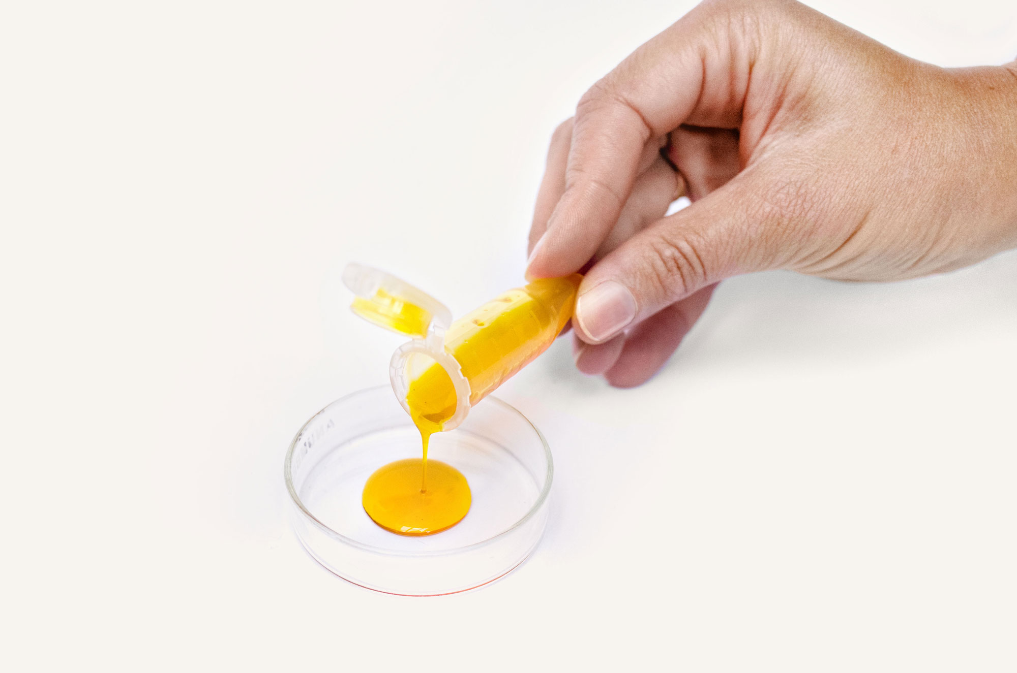 traceless: natürlicher Kunststoff - PACKSERVICE